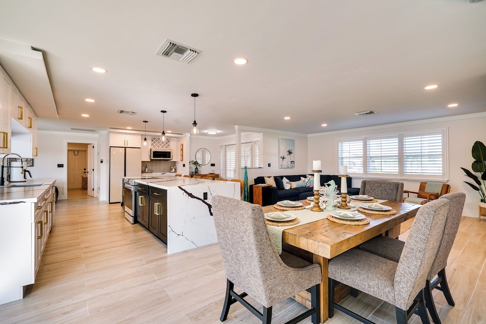 ウォーターフロント フォート マイヤーズ ホーム : プライベート プール & ドック - カリブ諸島