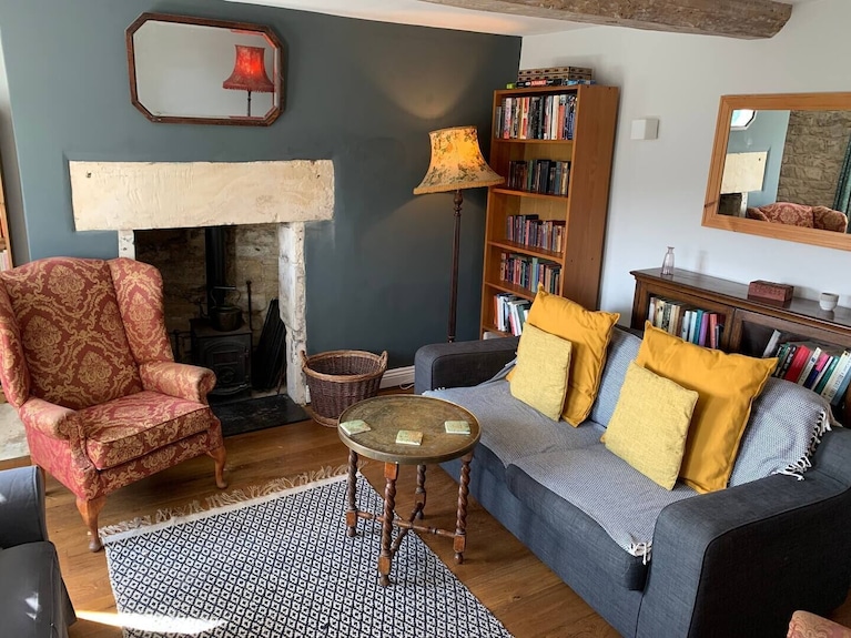 Traditional Cotswold Cottage With Stunning Views And Walking - 佩恩斯威克