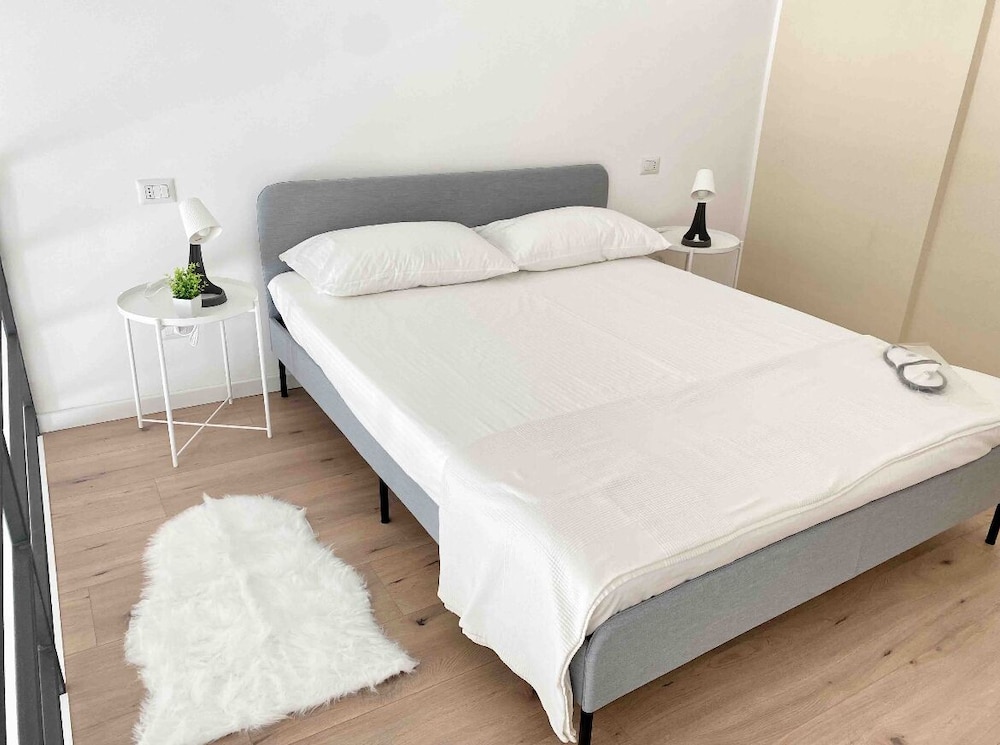 Casa Capri Super New Loft In Navigli/bocconi Near Armani And Fondazione Prada! - Milan