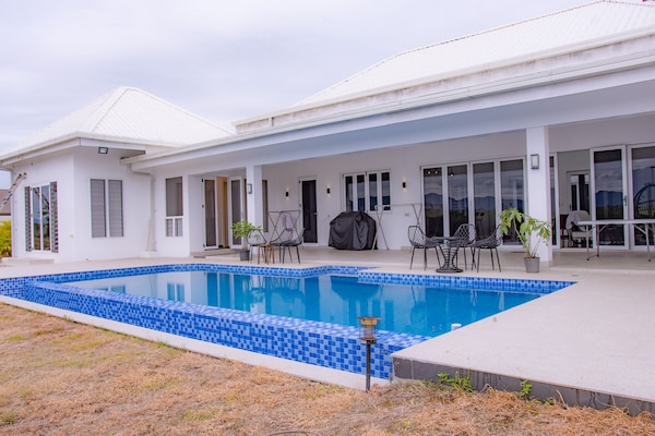 湖边豪华别墅 - 南迪