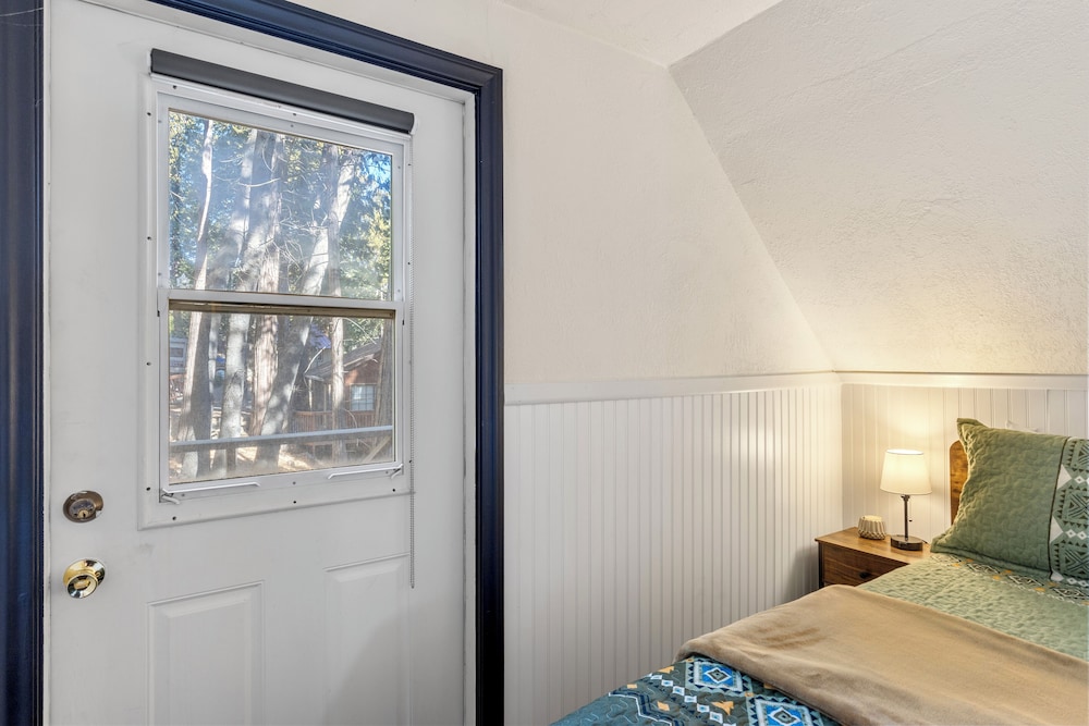 The Little Cabin - Tranquil Forest Getaway, Close To Ski Resort & Hiking Trails! - Kernville, CA