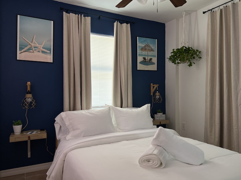 Private, Cozy, Beach Guest-suite B -