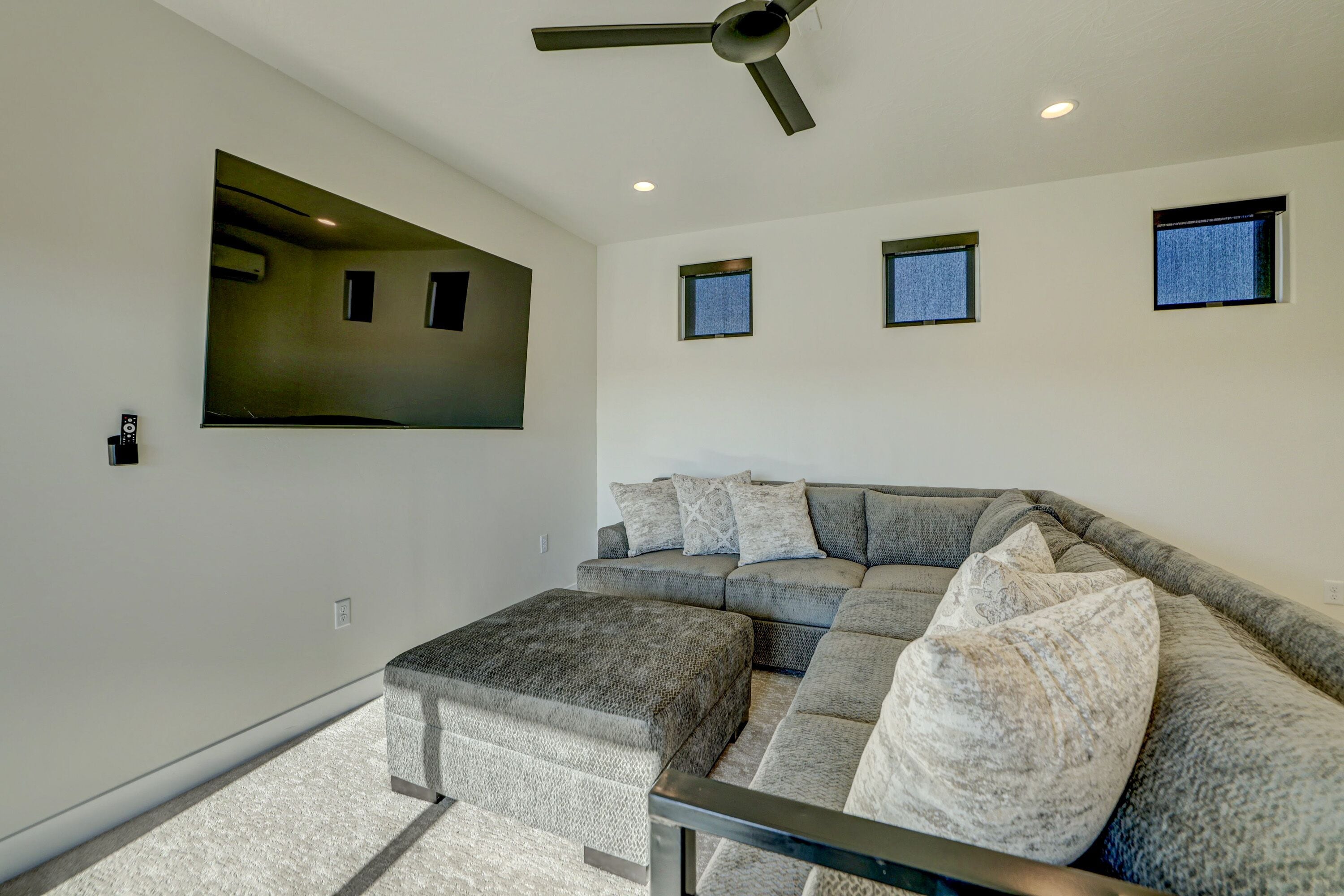 Hilltop Tranquility! Location! Views! Seclusion! - 세인트조지