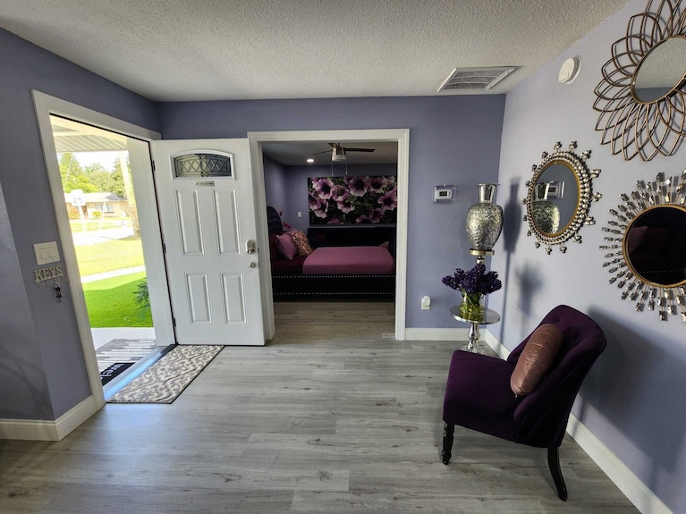 Hard Rock Casino Mimi's Ste K1 - Tampa, FL