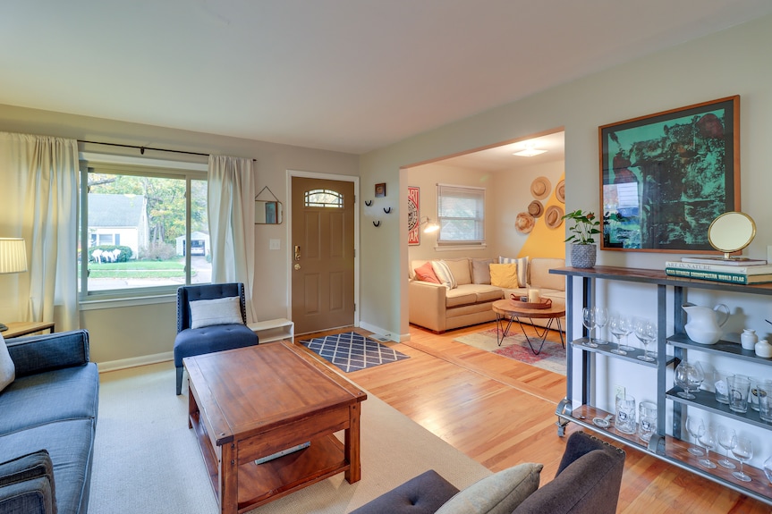 Ann Arbor Home W/ Deck, 2 Mi To Michigan Stadium! - Ann Arbor, MI