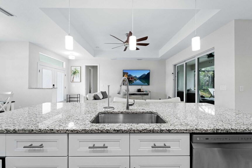 Modern Heated Pool Home Close To Downtown Shopping - North Port, FL