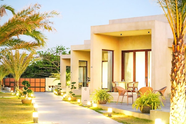 Tana Beach Villas - Lian