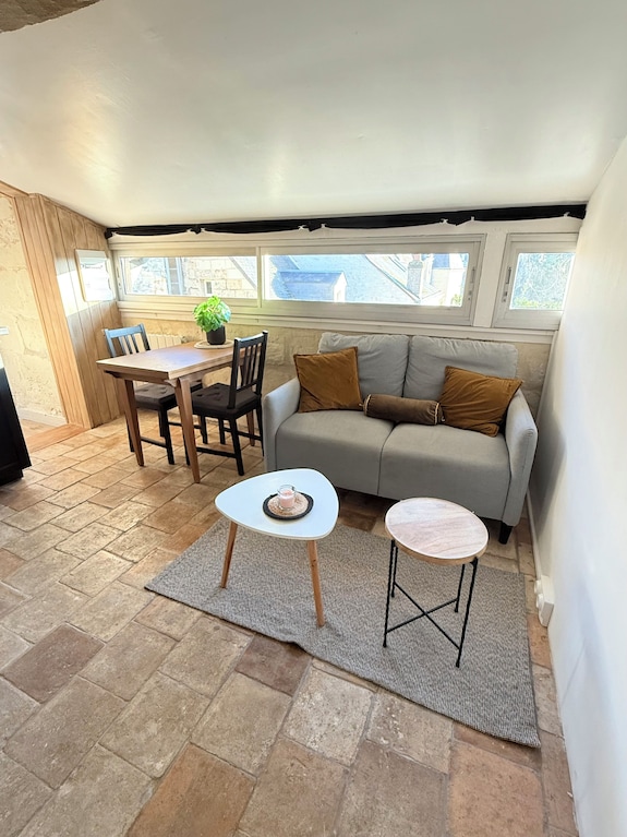 La Tour De L'horloge, Appartement Typique De La Ville, Vue Sur Le Château - Chinon