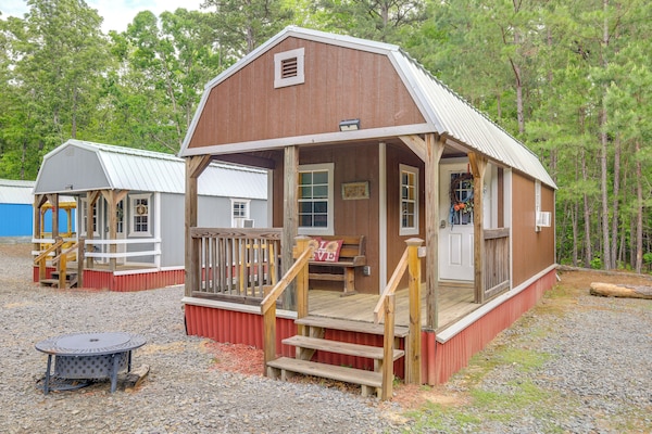 Tree-lined Higden Retreat: Close To Parks + Trails - Arkansas