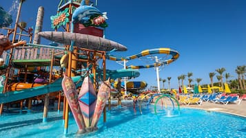 3 piscinas exteriores