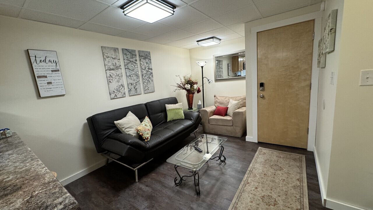 303 2bd Lower · Vintage 2 Bedroom Close To Downtown And River Walk - Alaska