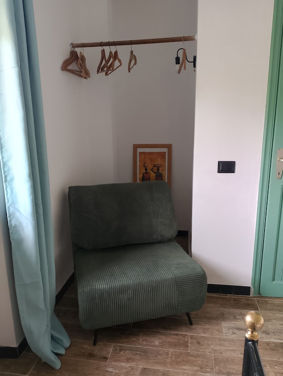 Between The Cinque Terre And The Apuan Alps. - Liguria