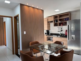 Apartamento família | Cozinha privada | Geladeira grande, micro-ondas, liquidificador