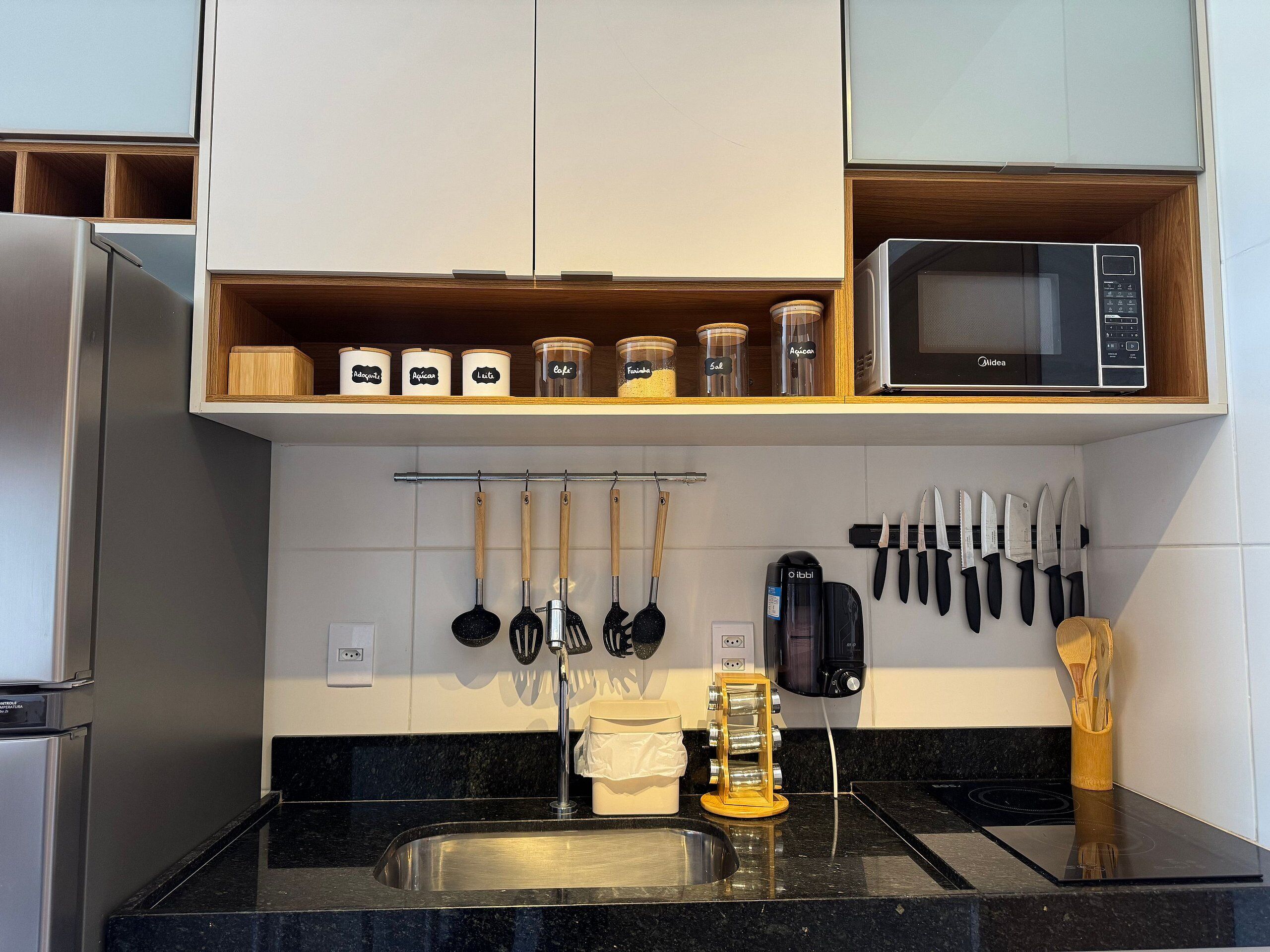 Apartamento standard | Cozinha privada | Geladeira grande, micro-ondas, liquidificador