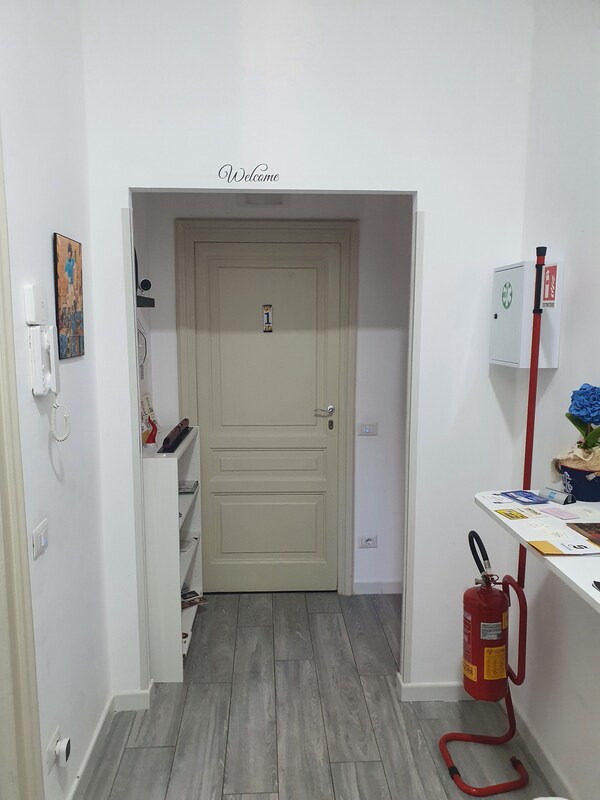 コルソウンベルト22ゲストハウス - ナポリ