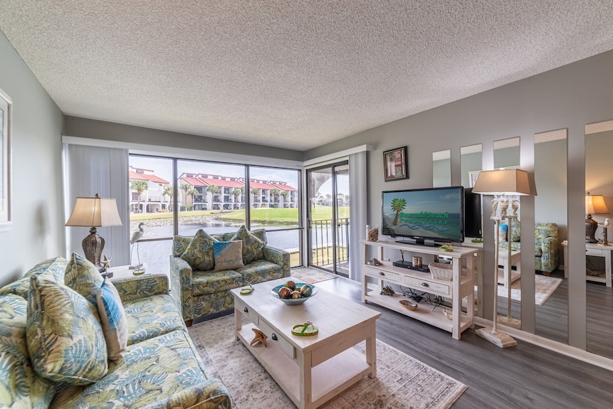 Seek Serenity Now@ Villa 402-ground Floor-tranquil Pond Views! - Panama City Beach, FL