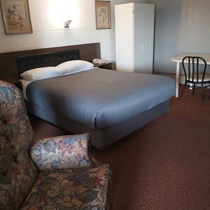 Quarto Individual Standard | Secretária, secretária adequada para computadores portáteis 