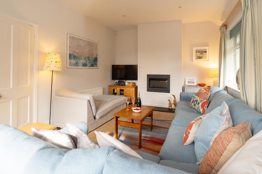 Pantiles - Sleeps 7 Guests In 4 Bedrooms - Aldeburgh