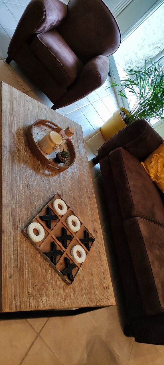 La Patte Charentaise Avec Parking Privé. Le Calme En Ville. - Saintes