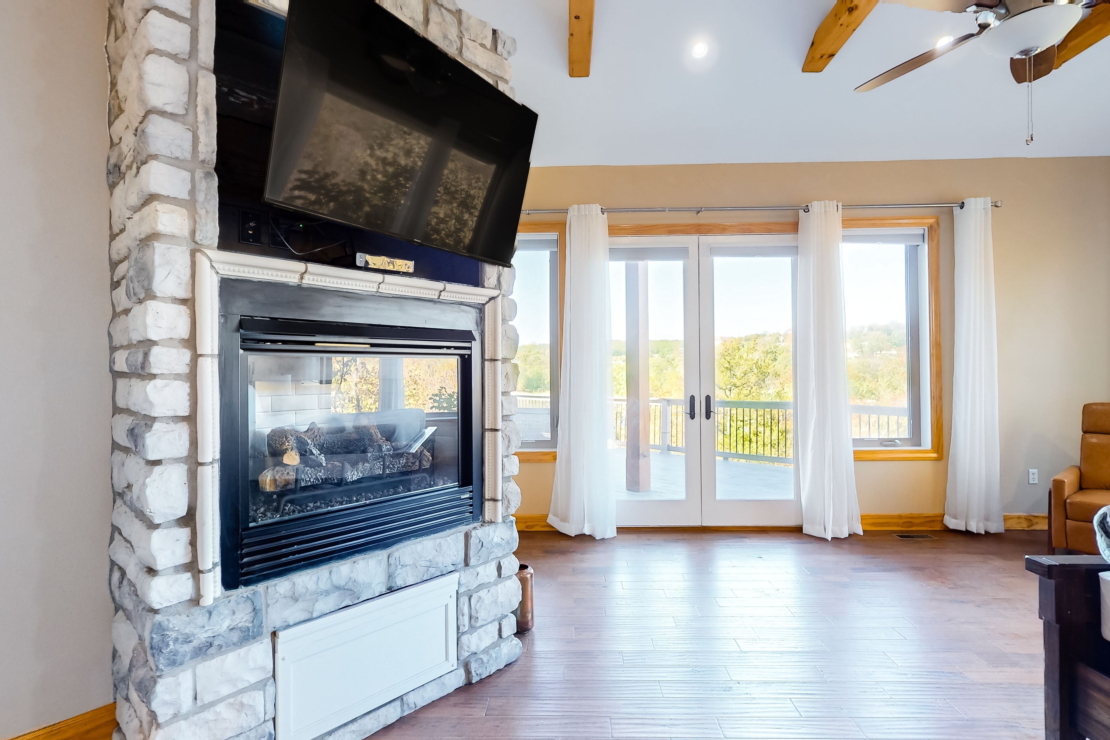 Spacious Home Near Table Rock Lake With Boat Parking, Game Room And New Hot Tub - Branson, MO