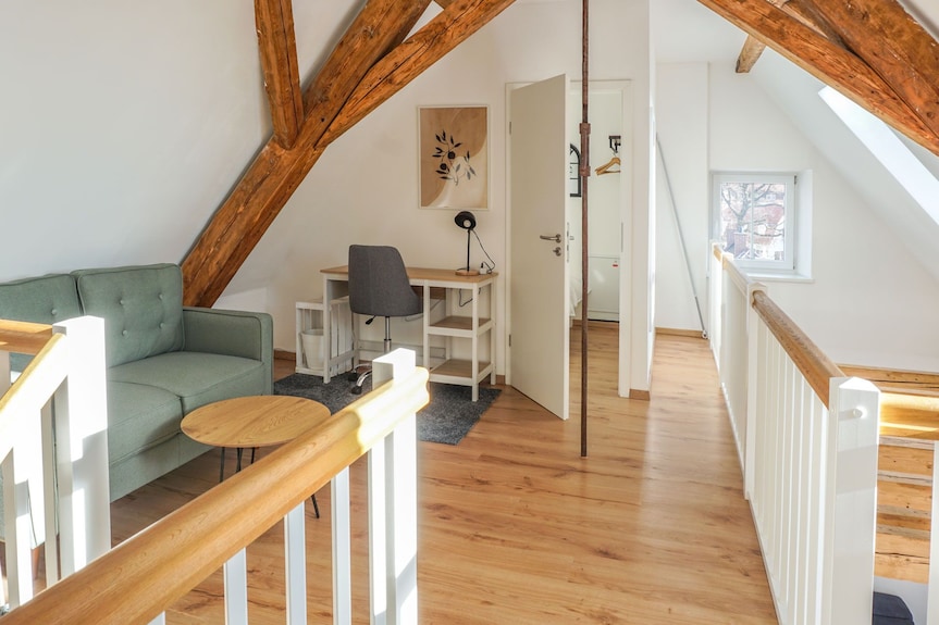 Family Friendly Maisonette Apartment In The Town Center Of Mering - Ried