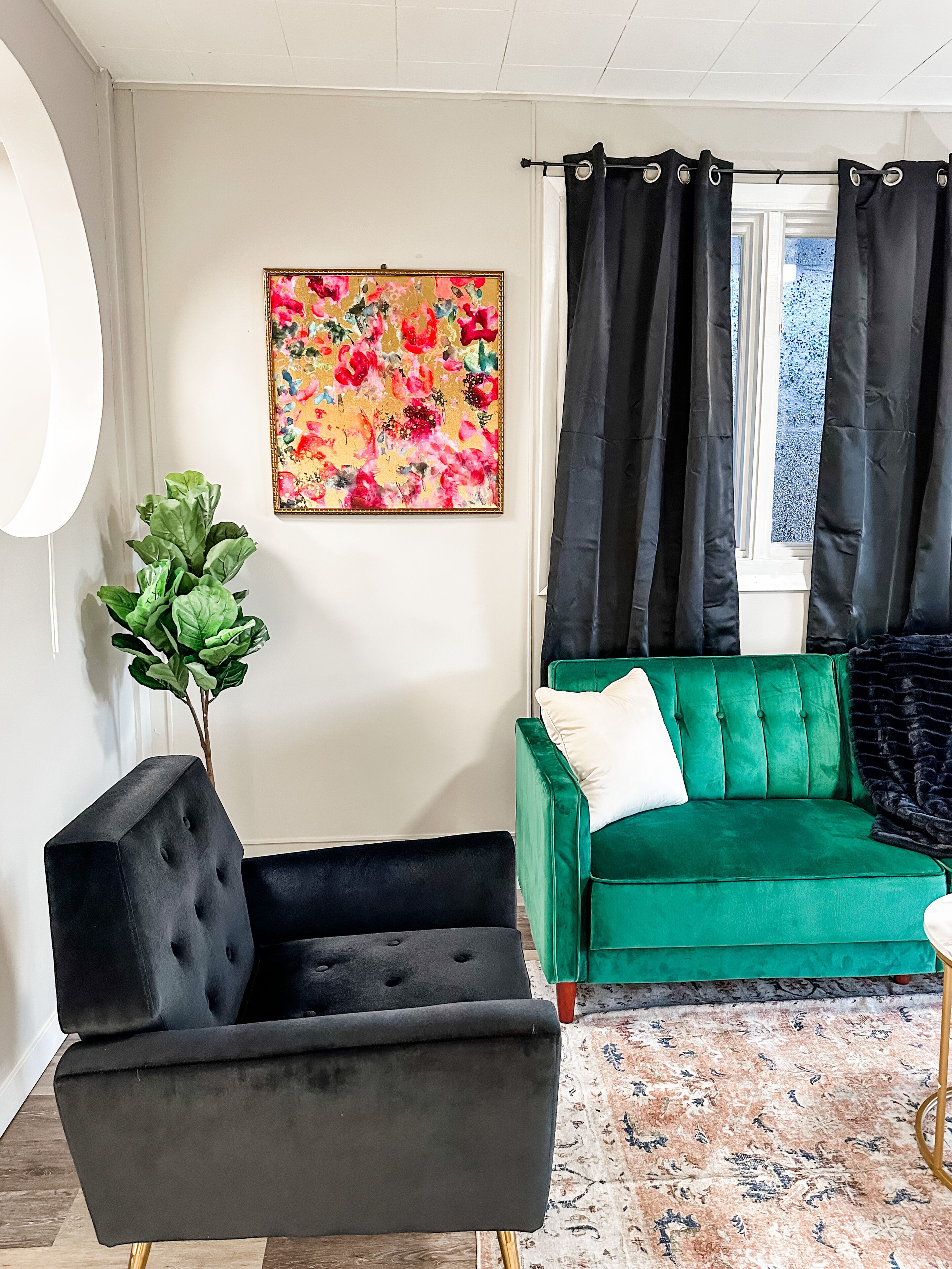 Charming 2br Home | Sleeps 5| Full Stock Kitchen - Drumheller