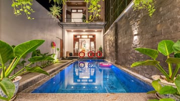 Piscina exterior