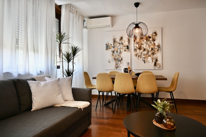 Vivienda De Cuatro Dormitorios En Arganzuela - Madrid