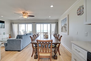 Casa (Multiple Bedrooms) | Parte interna