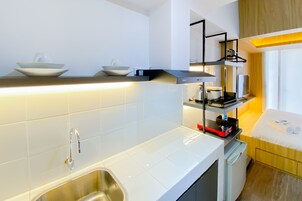 Estúdio | Cozinha privada | Um frigorífico/congelador grande, uma placa de cozinha 