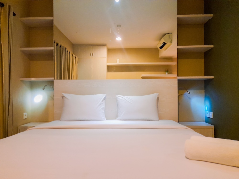 Modern And Cozy Studio At Student Park Apartment - Yogyakarta