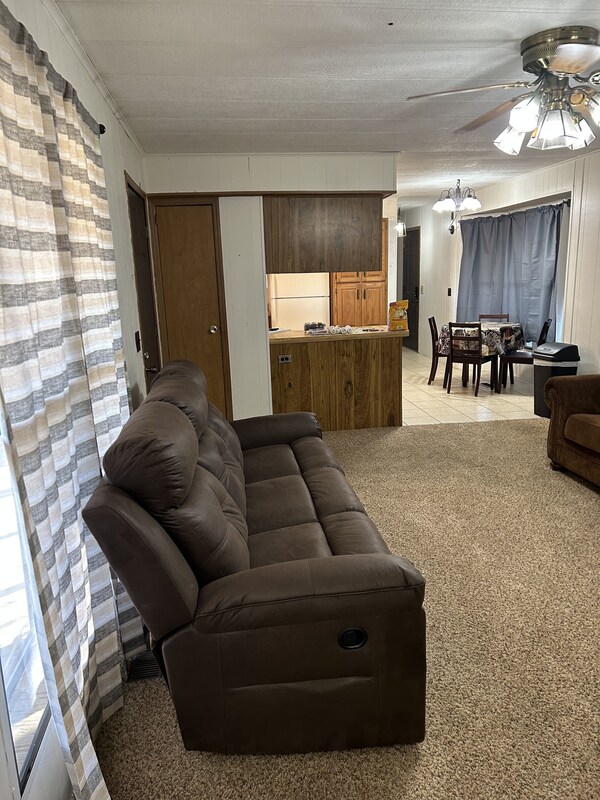 White County Country Hideaway!!! Great For Hunters 2 Bedroom 2 Bathrooms - イリノイ州
