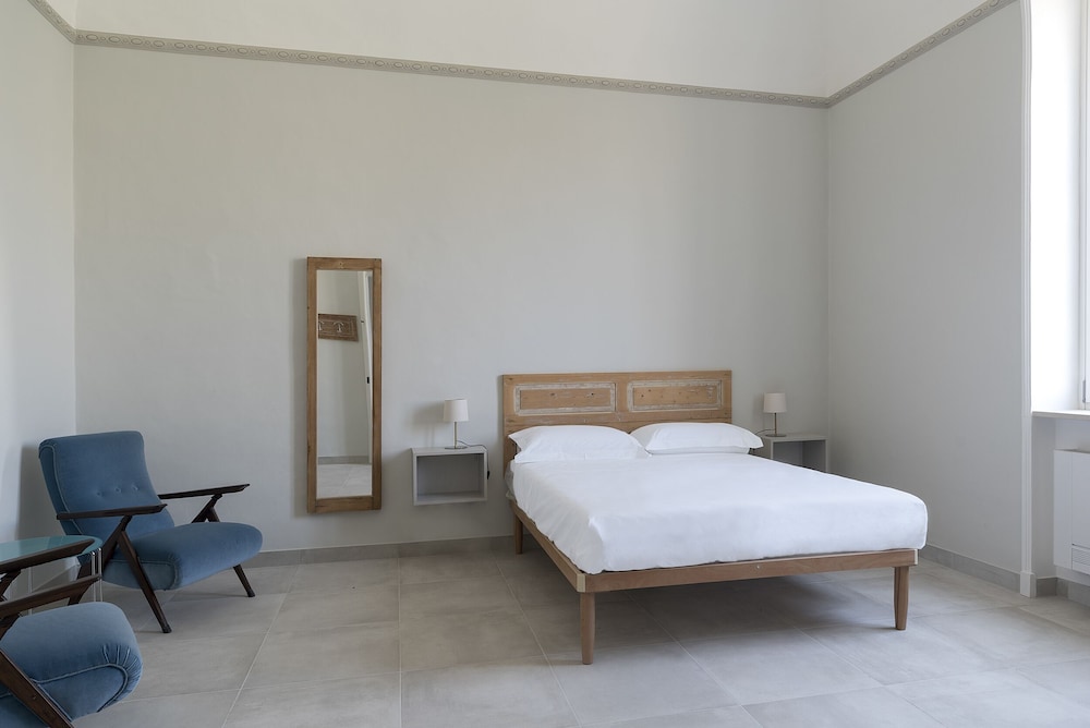 Palazzo Ricciardi - Elegant Apartments In An Early 20th Century Mansion - Lecce