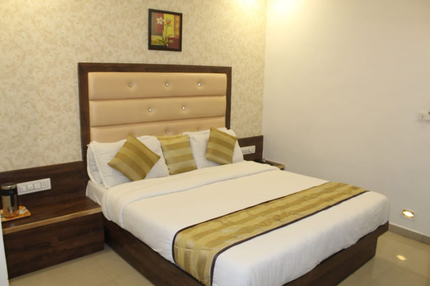 Located In Ahmedabad City Centre - Ahmedabad