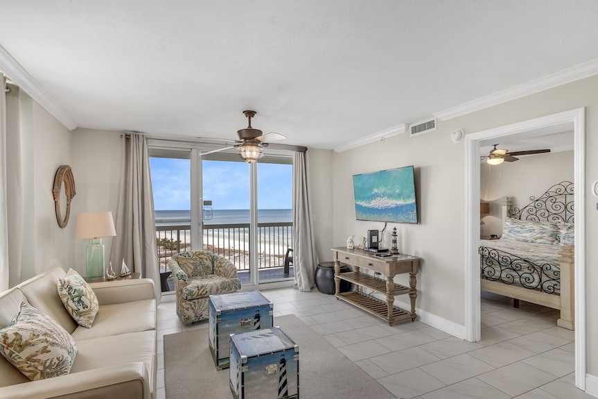 10th Floor 2 Bedroom Beachfront At Pelican. Stunning View, 3 Pools, Beach Chairs - Destin, FL