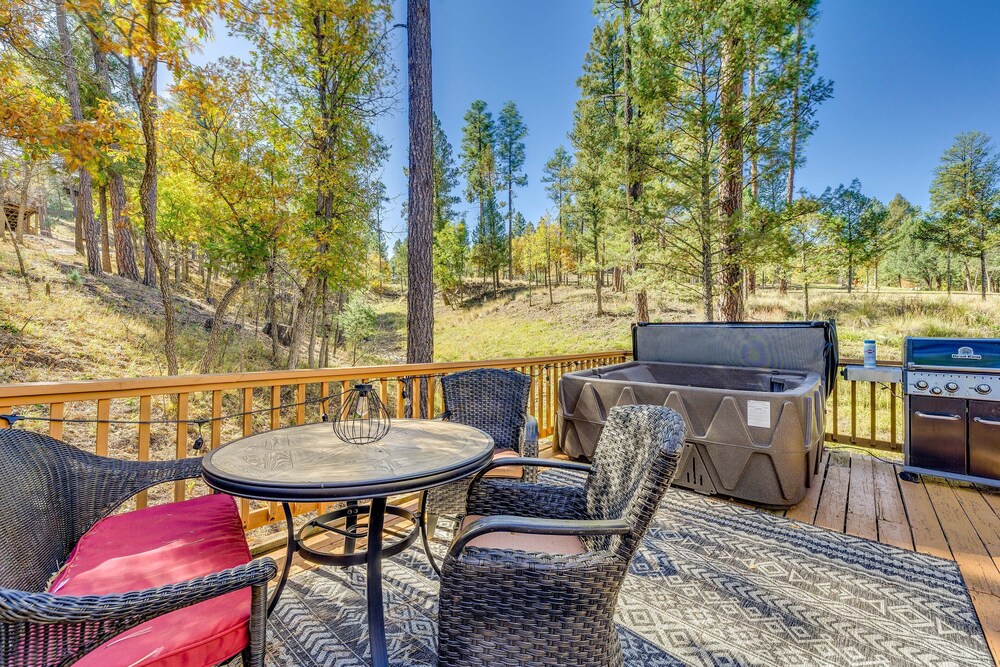 Ruidoso Rental W/ Private Hot Tub: Walk To Midtown - Ruidoso, NM