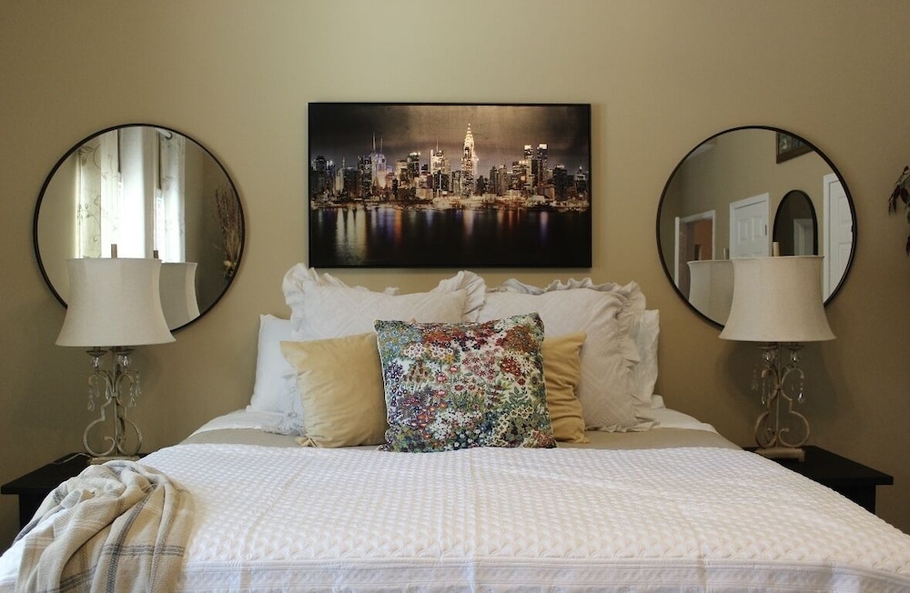 Casa Mexicana, Spacious/modern Home, Designed For Cozy Family Vacation - Hampton, GA