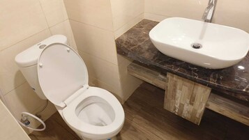 Apartamento Deluxe | Casa de banho