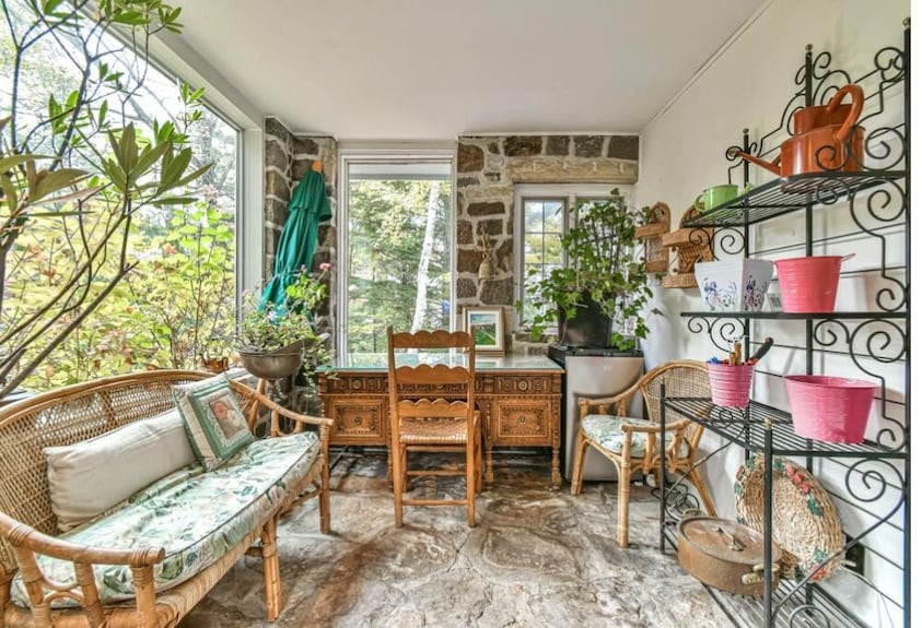 Hip Lakefront Ski Chalet - Quebec