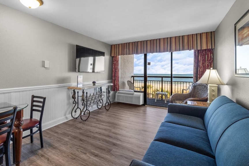 Majestic Oceanfront Ste With Hot Breakfast 3rd Flr - Myrtle Beach