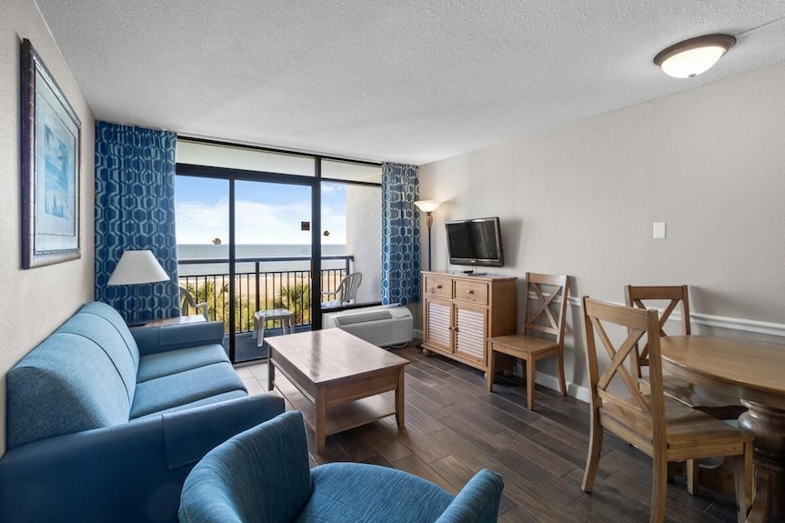Astonishing Oceanfront Ste: 2 Queen Beds 3rd Flr - Myrtle Beach