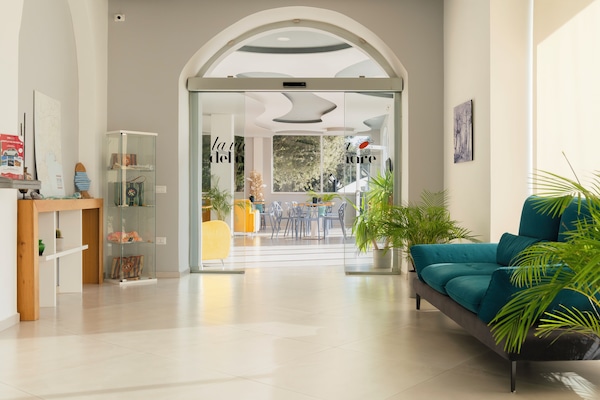 Área de estar no saguão