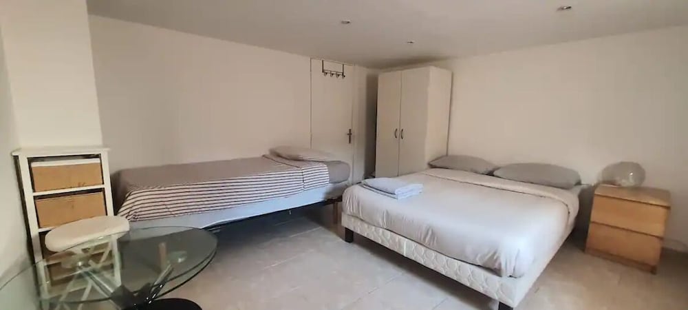 Charmant Appartement Avec Piscine - La Ferté-Gaucher
