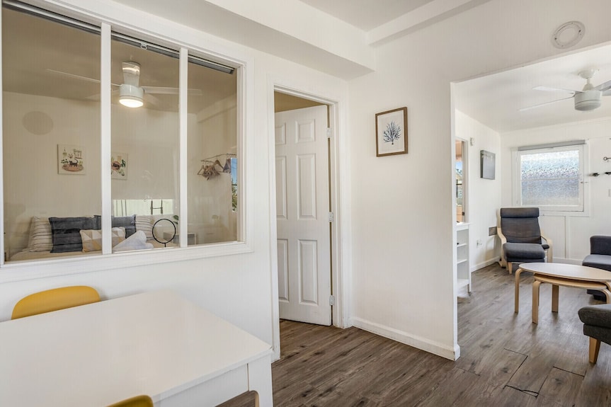 Doggy Beach Haven Sleeps 8 Free Parking - San Diego