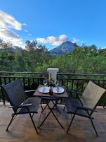 Quarto triplo standard | Terraço/pátio