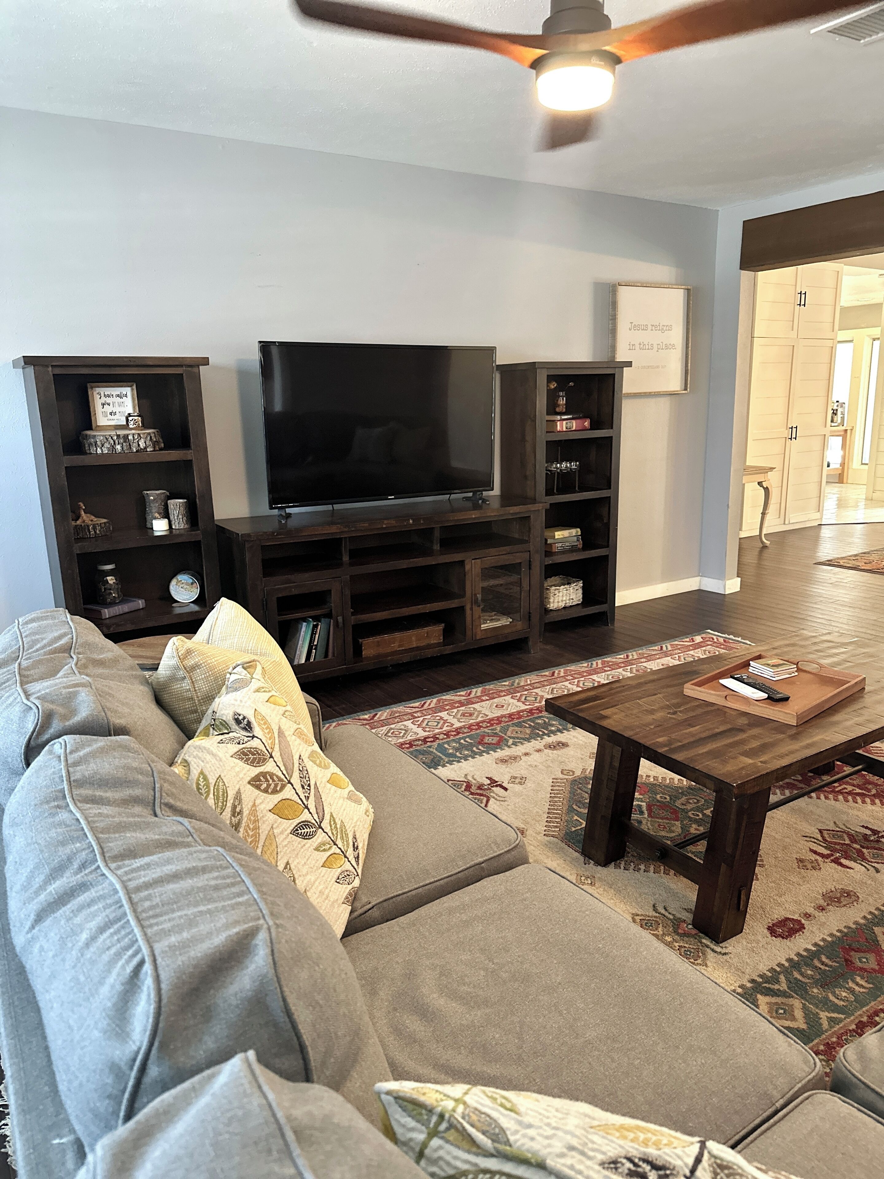 Comfortable Home With Guest House And Pool. - Midland, TX