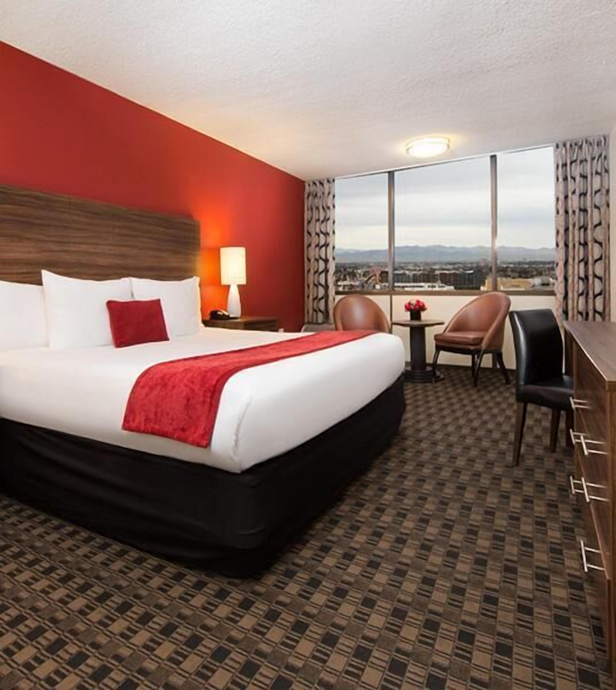 Better Choice For Your Vacation! Pool, Casino, Free Parking - Las Vegas