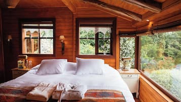 Quarto casal ou duplo standard, vista para o lago | Roupas de cama antialérgicas, Wi-Fi de cortesia