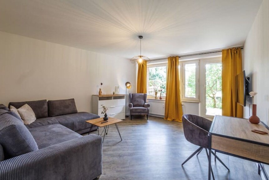 Zentrale Wohnung Mit Tiefgarage - Stade