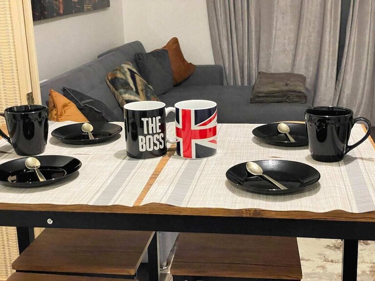 Elegant & Cozy Downtown Flat\n - Chingford